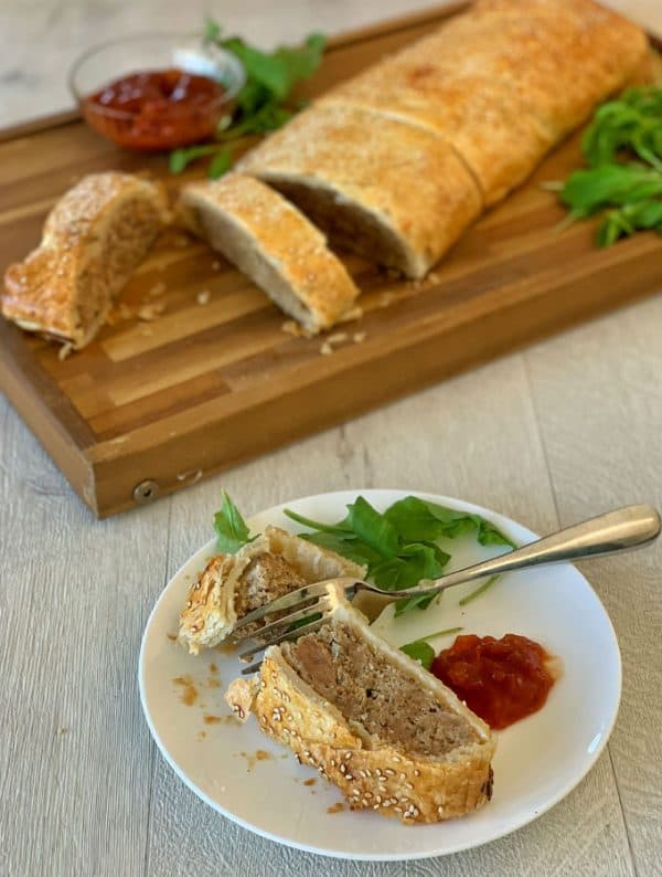 Giant pork sausage roll - VJ Cooks