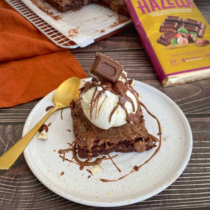 Hazella Brownie Sundae - VJ Cooks