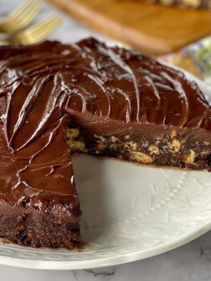 Easy recipe for classic New Zealand lolly cake - Plus quick video