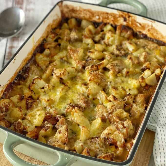 Country Chicken and Roasted Potato Bake - VJ Cooks