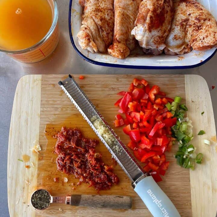 One Pot Chicken Thighs and Garlic Rice - VJ Cooks