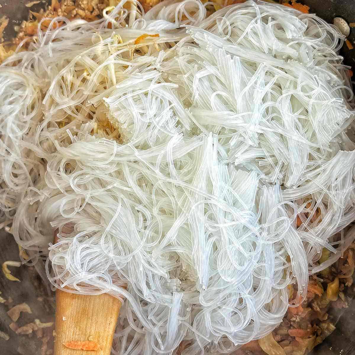 Pork Mince Spring Roll Bowls - VJ Cooks