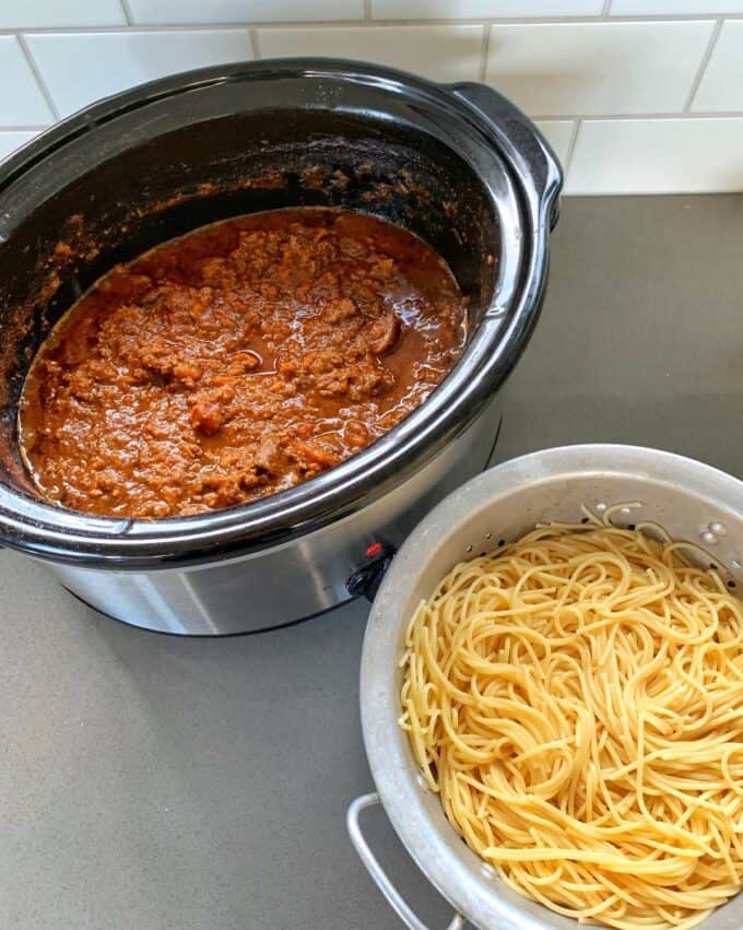 Slow Cooker Spaghetti Bolognese - VJ Cooks