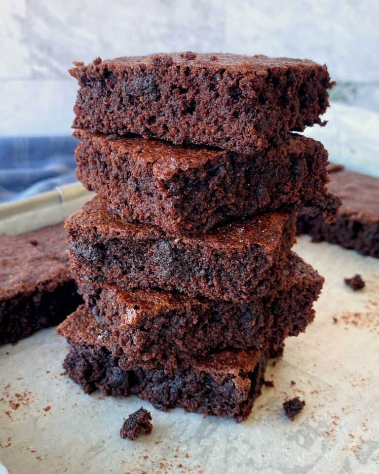 One Bowl Cocoa Brownie - VJ Cooks